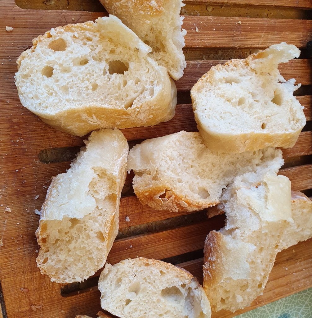 Invitație la făcut baghete – și notițe de păstrat despre ACUM – Garda ...